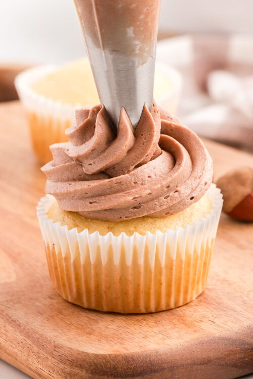 Fluffy Nutella Buttercream Frosting Recipe