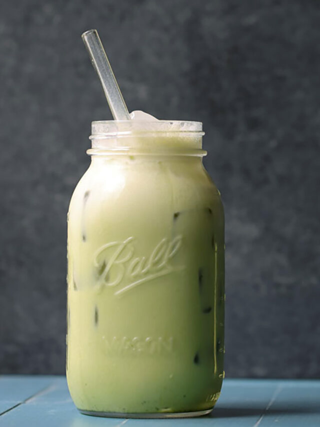 Matcha Iced Latte