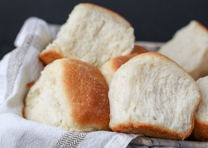 Soft & Fluffy Dairy-Free Vegan Dinner Rolls Recipe