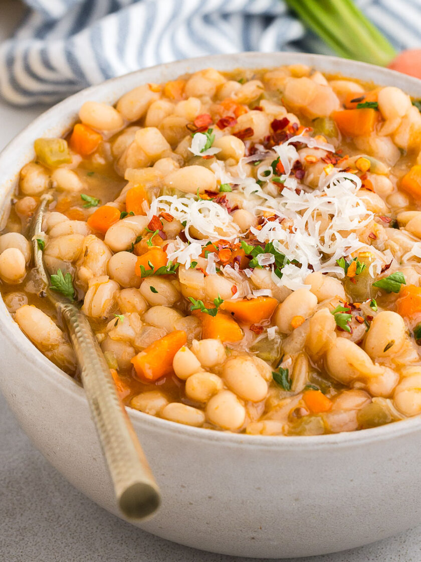 Vegetarian Navy Bean Soup Recipe (with Dried Beans)