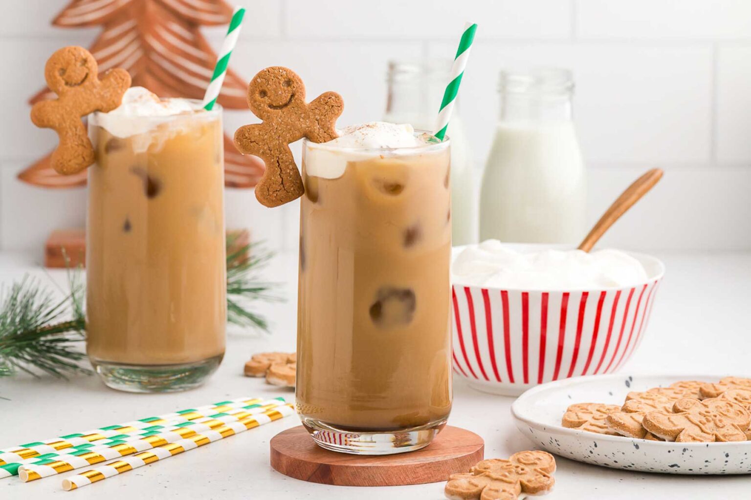 Gingerbread Iced Latte